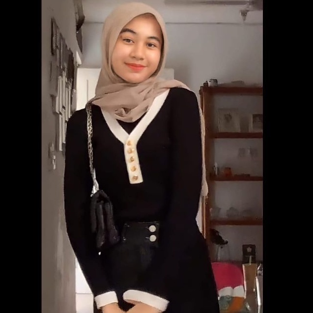 Jual Atasan knit kancing/Top knit kancing(Baca Deskripsi) | Shopee ...