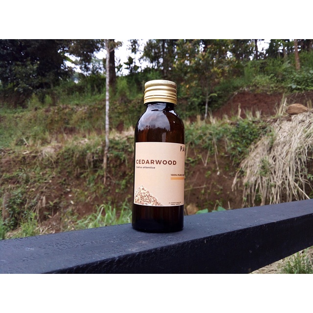 Jual 100 ml - Minyak atsiri kayu cedar / Cedarwood essential oil ...