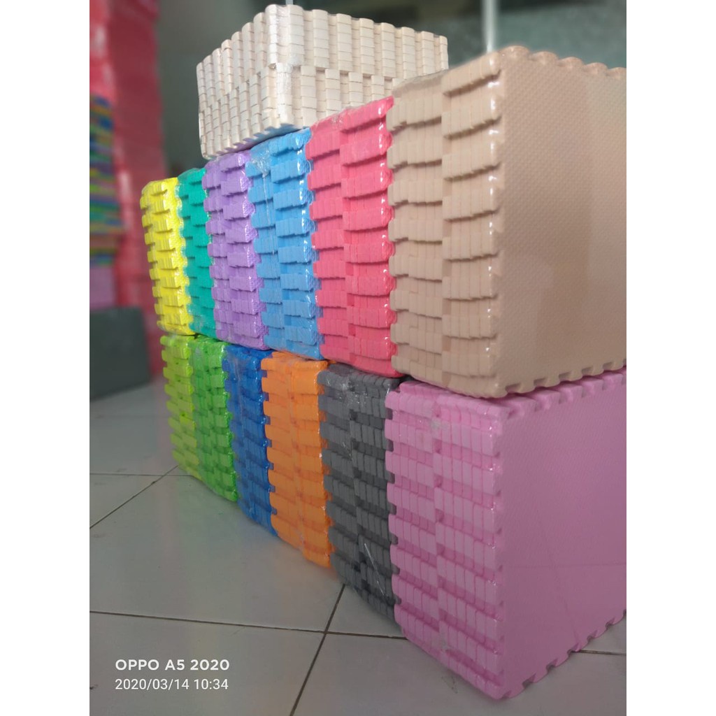 Jual Eva Foam Polos Matras Puzzle karpet 25x25x1cm - Tikar Lantai ...