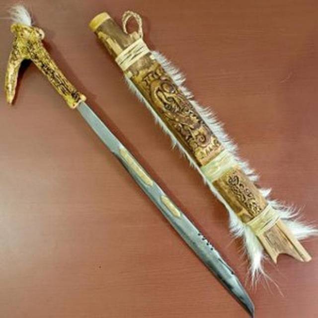 Jual Mandau Senjata Dayak Kalimantan Asli | Shopee Indonesia