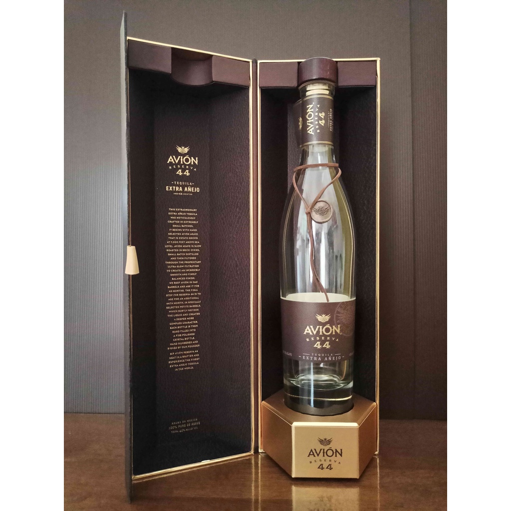 Jual Botol bekas miras Tequila Avion 750 ml Rare + Box | Shopee Indonesia