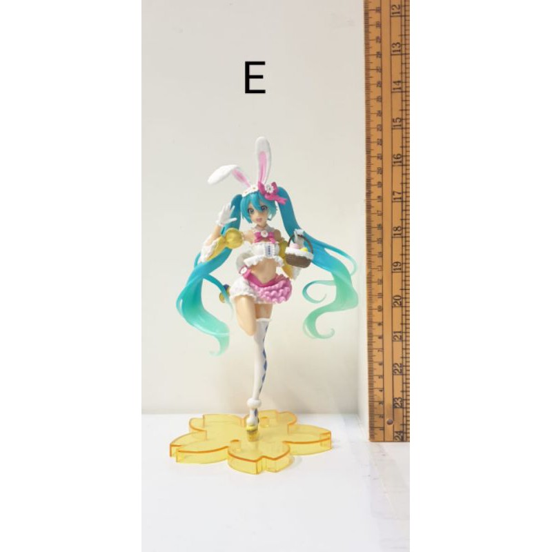 Jual HATSUNE MIKU BUNNY FIGURE TINGGI 22cm | Shopee Indonesia