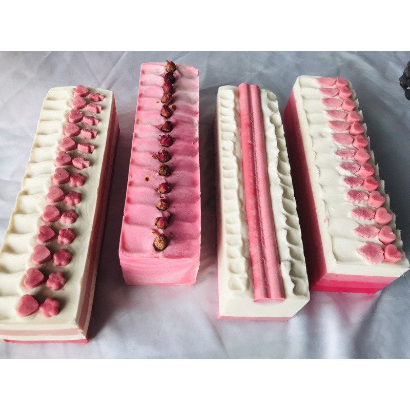 Jual Sabun Handmade Natural | PRE-ORDER 1 Loaf (12 sabun) | Shopee ...