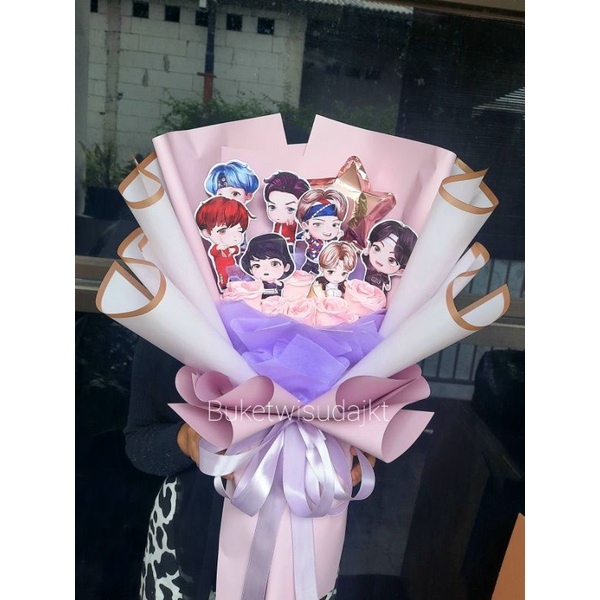 Jual Buket Bunga dan foto/ Buket Bunga dan pop art foto/ Buket bts ...