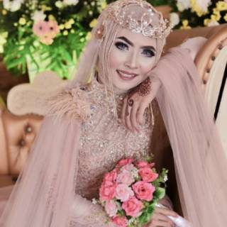 Jual Aksessoris Mahkota angsa juntai warna gold permata mutiara ala ...