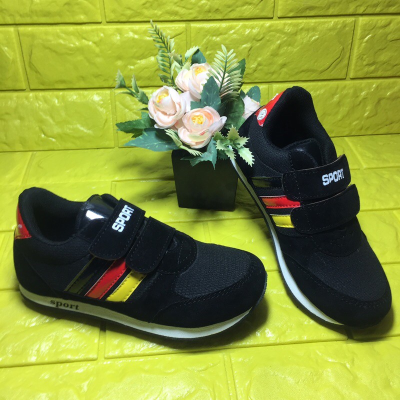 SEPATU ANAK SEKOLAH SD DAN PAUD 2,5 SAMPE 9 THN | Shopee Indonesia
