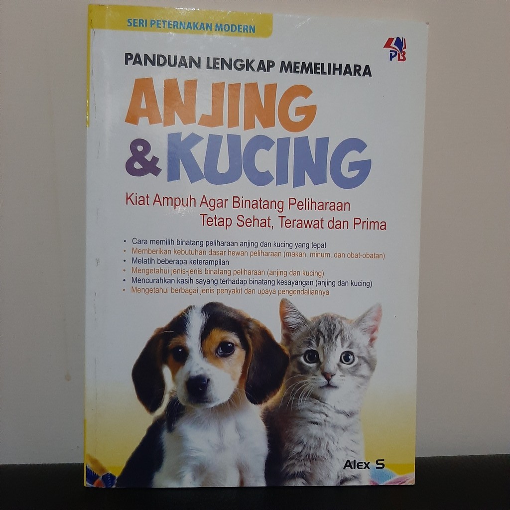 Jual Buku Panduan Lengkap Memelihara Anjing dan Kucing | Shopee Indonesia