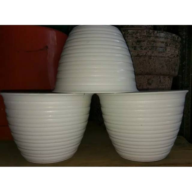 Jual Pot Bunga Tawon Putih 18 Budi Jaya - Pot 18 - Pot Putih | Shopee ...