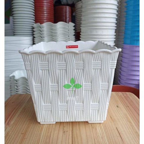 Jual POT KOTAK - POT BUNGA SEGI CJP ROTAN 25&35 | Shopee Indonesia