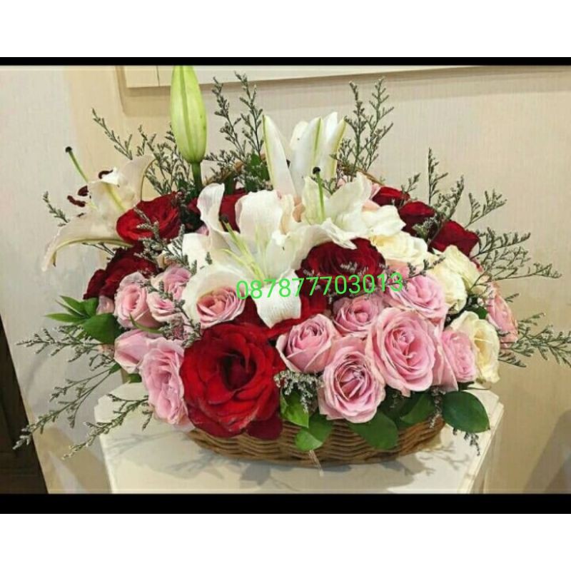 Jual rangkaian bunga keranjang/bunga ultah | Shopee Indonesia