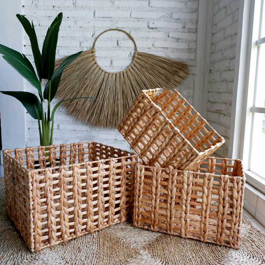 Jual Keranjang Anyaman Besi Krawang / Keranjang Eceng Gondok | Shopee ...