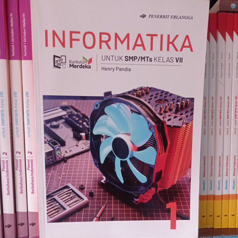 Jual BUKU PAKET INFORMATIKA untuk SMP/MTS KELAS 7 kurikulum Merdeka penerbit erlangga pengarang ...