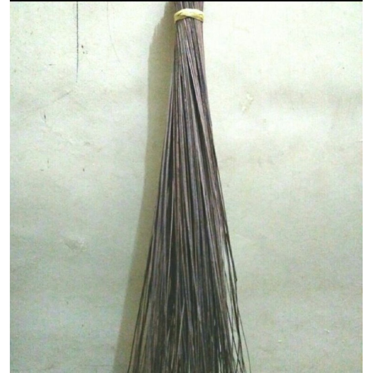 Jual Sapu Lidi Ikatan Besar/Lidi Kelapa/Sapu Taman/Sapu Lantai | Shopee ...