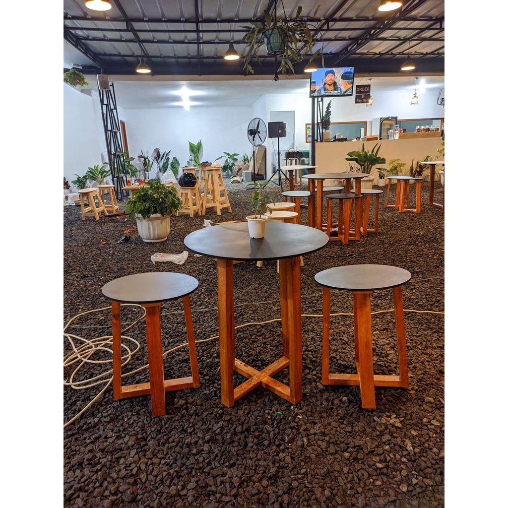 Jual Meja Cafe Besar Set Minimalis Bulat Aesthetic (1 meja + 2 kursi ...