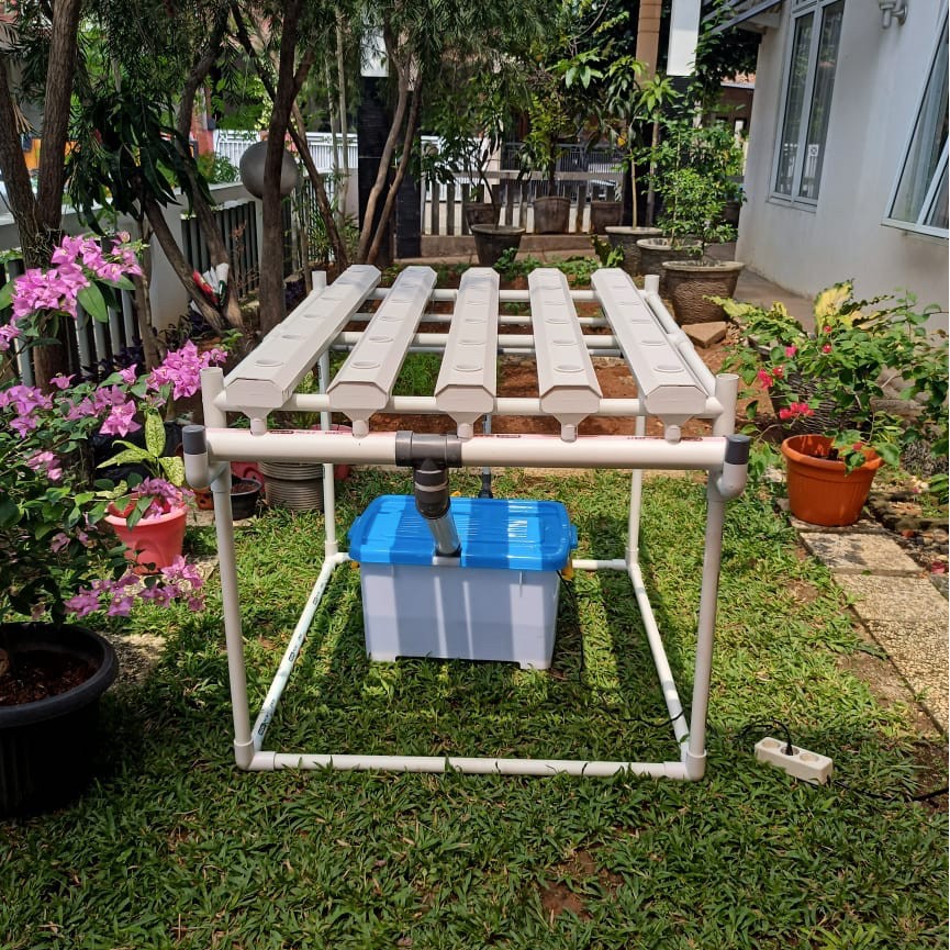 Jual Gully Trapesium Hidroponik Kit NFT 30LT Paket Lengkap Rangka PVC ...