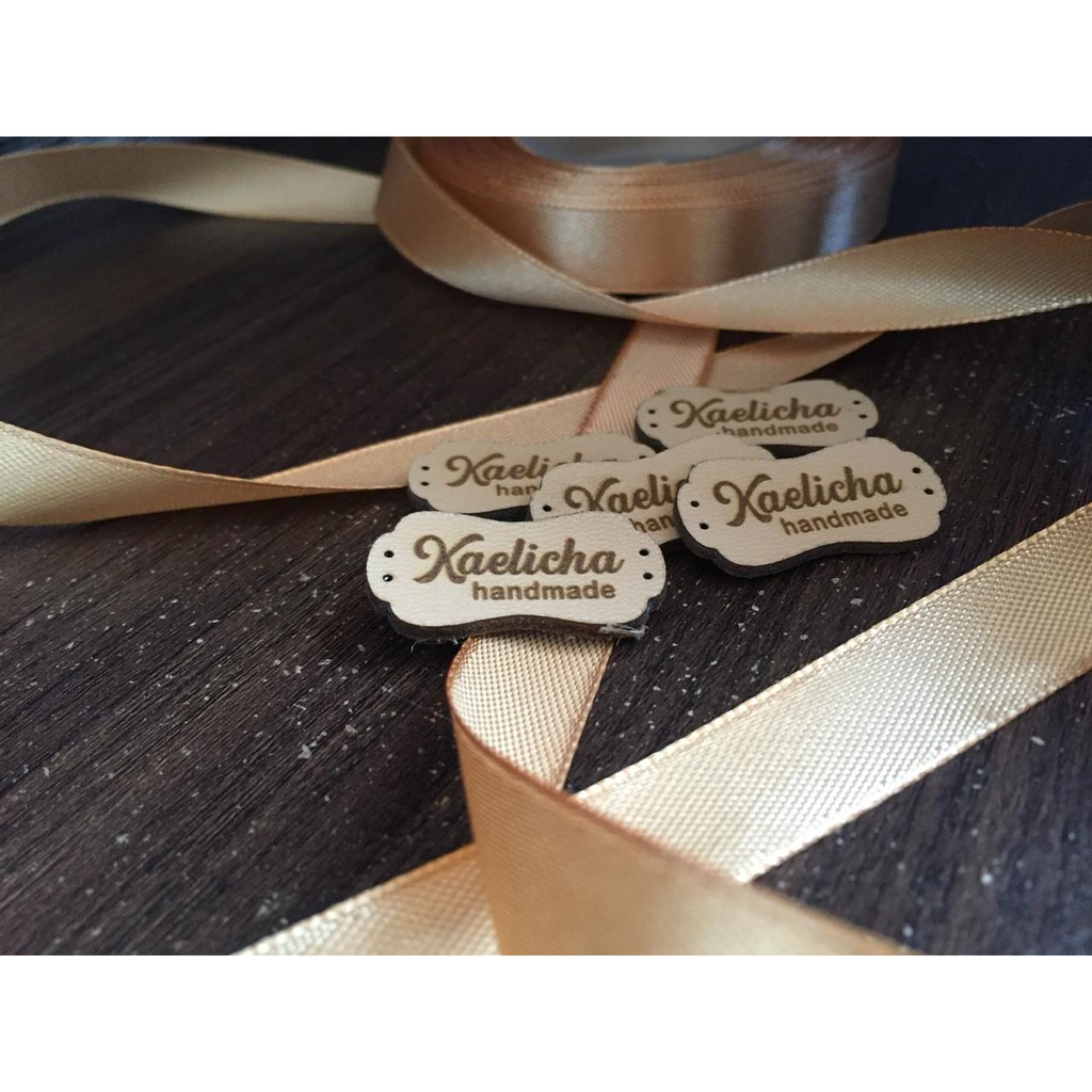 Label kulit (3x1,5cm) / label kulit sintetis / label kulit imitasi ...