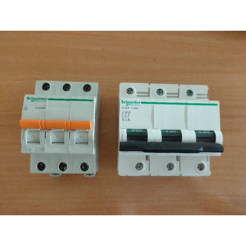 Jual MCB Schneider 3phase 32a | Shopee Indonesia