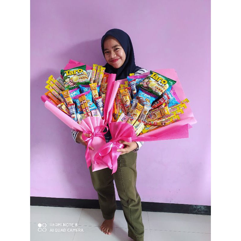 Jual buket snack jumbo pink (khusus gojek dan grab) | Shopee Indonesia