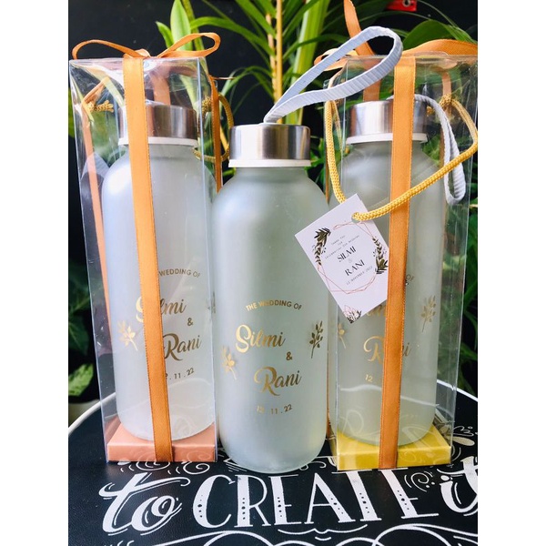 Jual SOUVENIR BOTOL KACA DOFF KEMASAN MIKA FREE SABLON / SOUVENIR ...