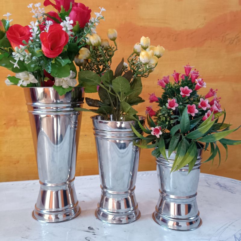 Jual Vas Bunga Stainless / Vas Dekorasi / Vas Bunga Hiasan | Shopee ...