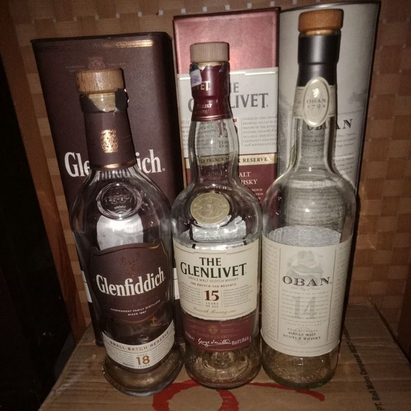 Jual Botol miras bekas pajangan / botol bekas minuman keras impor koleksi !! MURAH | Shopee ...