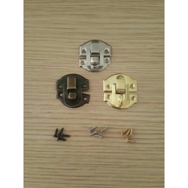Jual Kunci Pengait Box Perhiasan - Kunci Box Pengair Kotak Tipis Antik ...