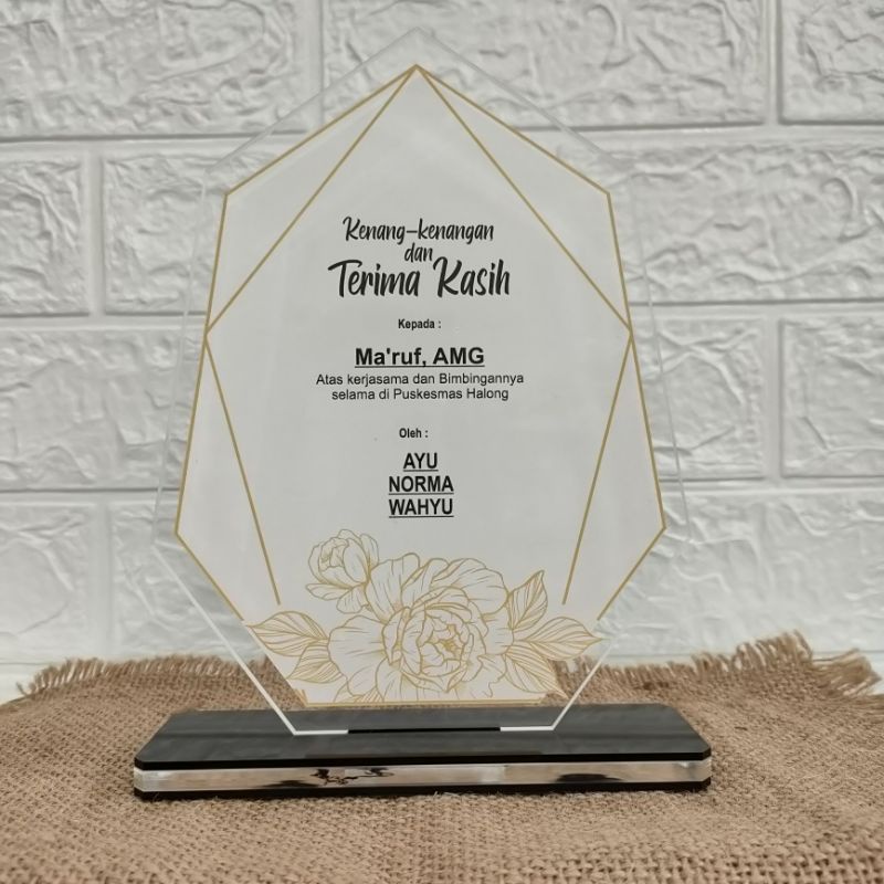 Jual Plakat Akrilik Costum Segi 6 | Shopee Indonesia