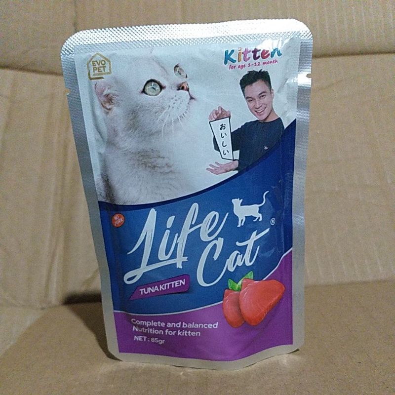 Jual Lifecat kitten tuna / life cat pouch rasa tuna 85gr /wet food cat ...