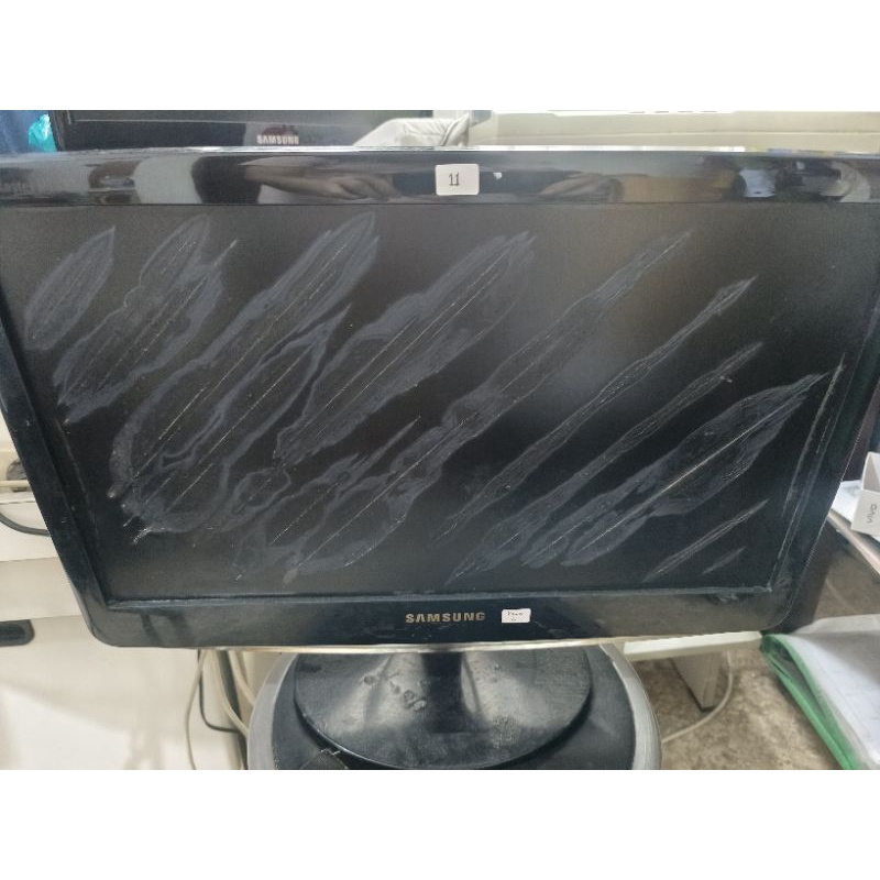 Jual MONITOR LCD SAMSUNG 19 INCH 19" B1930 SYNCMASTER SECOND BEKAS FUNGSI NORMAL MINUS LAYAR ...