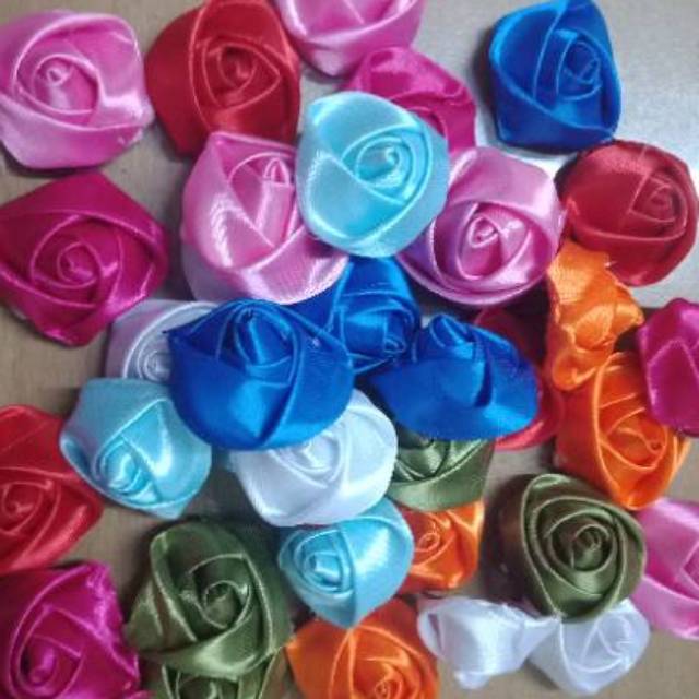 Paling Bagus 22+ Bunga Mawar Kuncup Dari Pita Satin - Gambar Bunga Indah