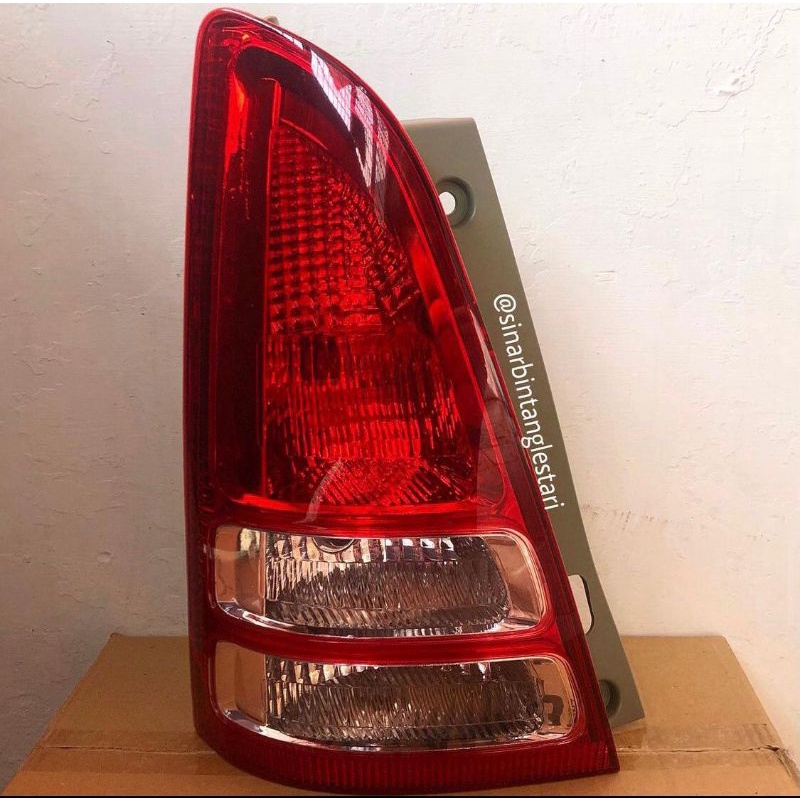 Jual Lampu Stop / Stop Lamp Toyota Innova Old ( thn 2004 2005 2006 2007 ...