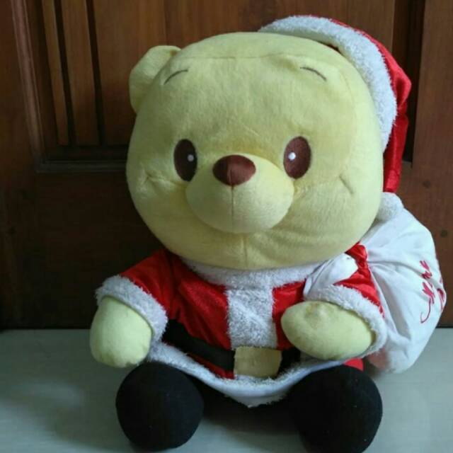 Jual WINNIE THE POOH SANTA boneka karakter plush doll import original ...