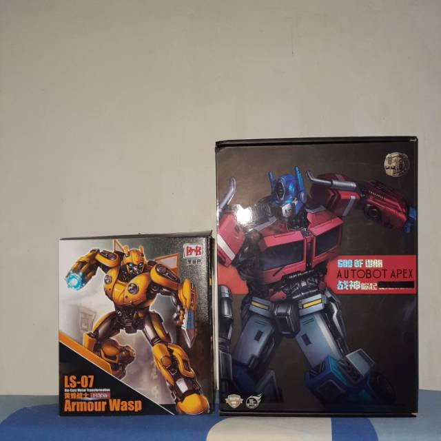 Jual A1R1 1050 Transformer - Optimus Prime Autobot Apex God Of War SS38 and Bumblebee LS-07 ...