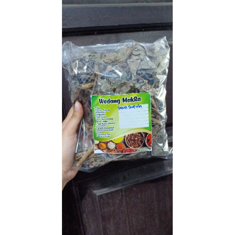 Jual Daun sirih / sirih kering / suruh kering 100 g | Shopee Indonesia Jual Daun sirih / sirih kering / suruh kering 100 g | Shopee Indonesia