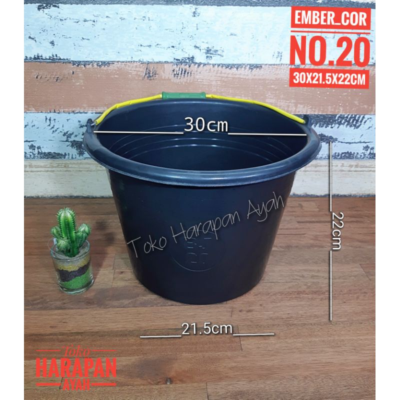 Jual Ember plastik anti pecah cor 20 Hitam karet. ember tukang tebal ...