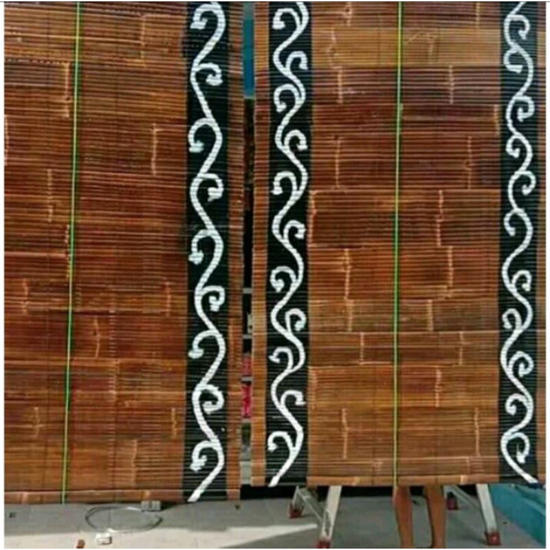 Jual Tirai Bambu motif Batik size 2m x 2m Vernis, katrol & tali Gorden Kerei Wide | Shopee Indonesia