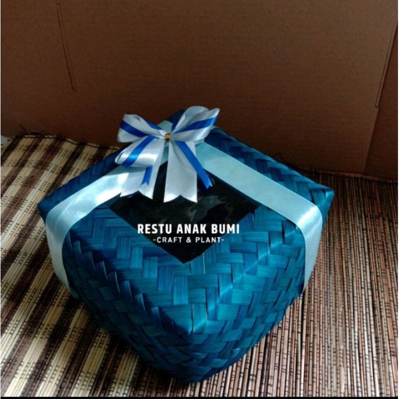 Jual besek warna uk 18cm dan 20cm plus mika pita - Hantaran - Besek ...