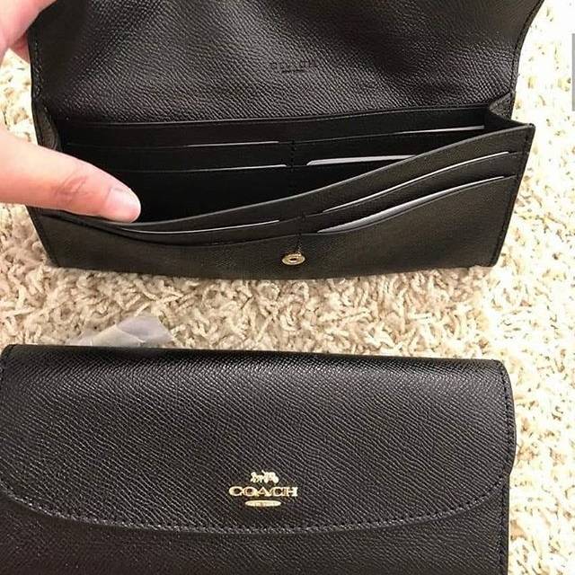 Jual Coach leather soft wallet black | Shopee Indonesia