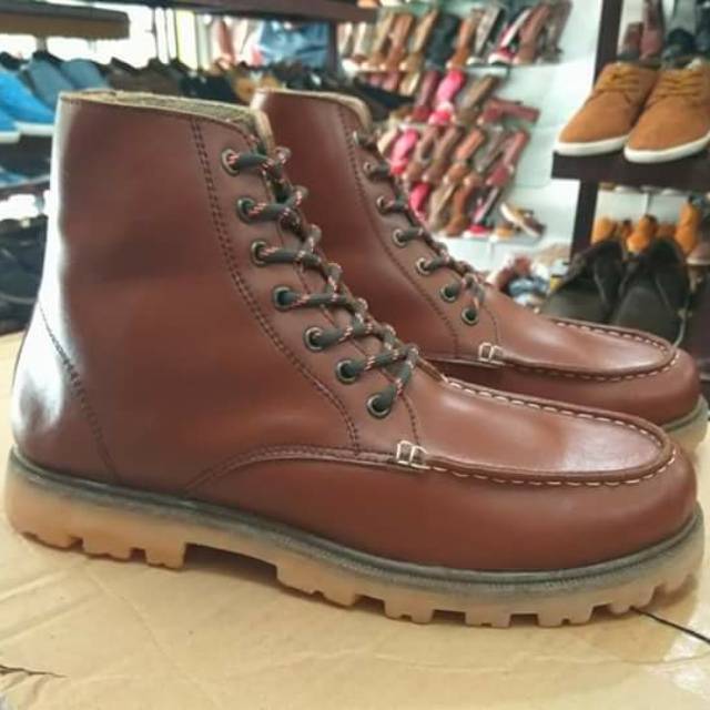 Harga Sepatu Booth Terbaru Feb 2026 | BigGo Indonesia