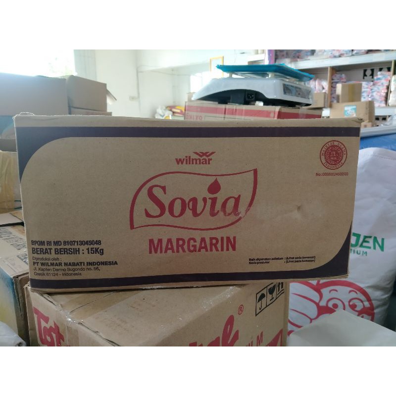 Jual MARGARINE SOVIA 1KG / MARGARIN MENTEGA BAHAN KUE SOVIA | Shopee ...