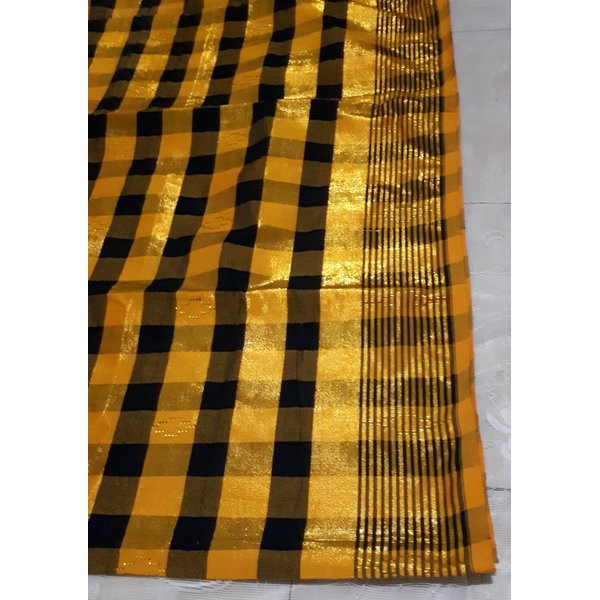 Kain Bahan tenun tradisional asli buatan tangan khas Buton Sulawesi ...