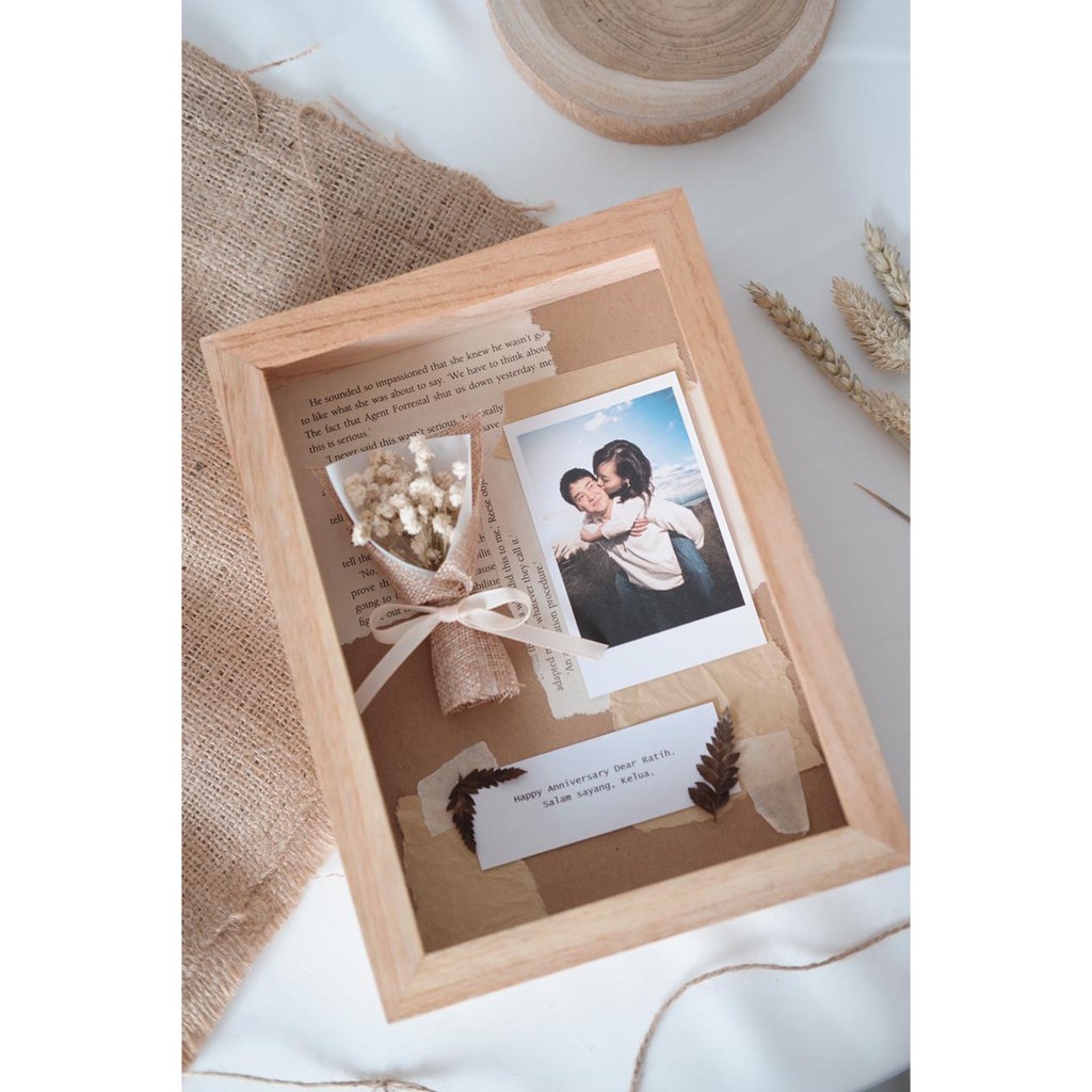 Jual Vintage Frame - Frame Custom Foto Dried Flowers Bunga Kering Buket ...