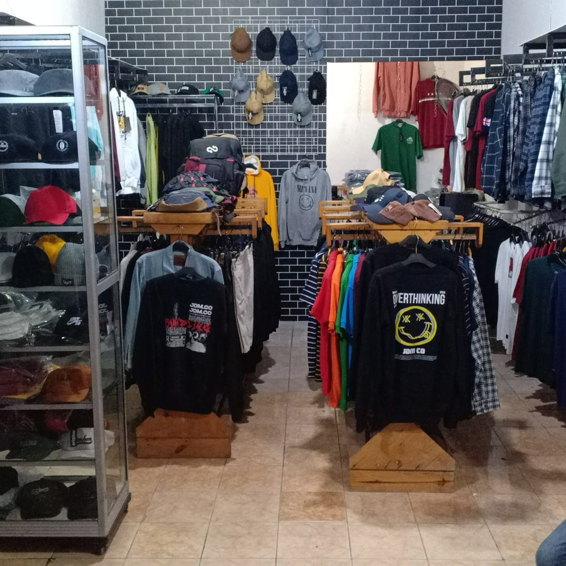 Produk onezclothing | Shopee Indonesia