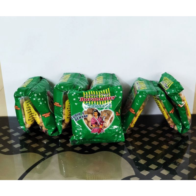 Jual Borobudur | Cemilan Pilus Borobudur | Snak Borobudur Isi 10 Bks ...