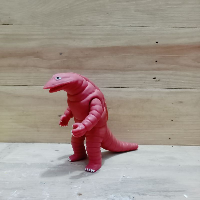 Jual figure ultra monster telesdon seri ultraman z ultraman orb zero ...