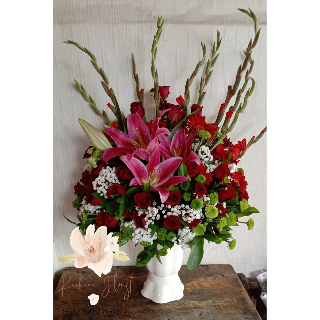 Jual Rangkaian Bunga Meja / Bunga Vas (Mawar, Crisan, & Lily) Indonesia ...
