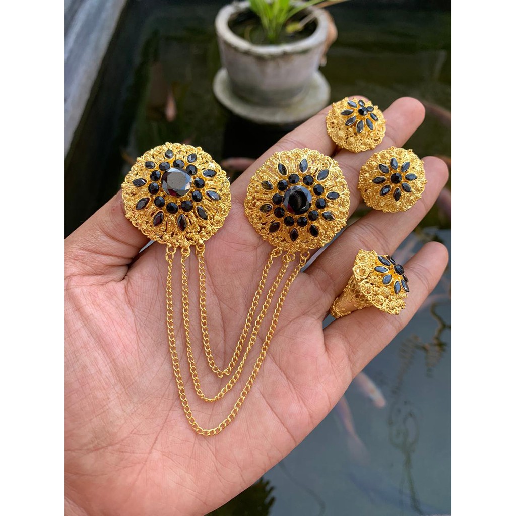 Jual bros alpaka bali set kebaya motif kancing semangka | Shopee Indonesia