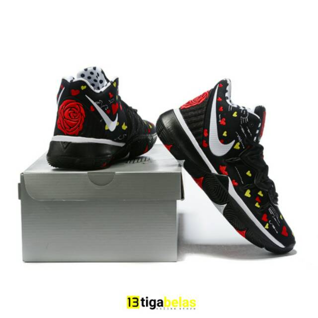 Jual SEPATU NIKE KYRIE 5 mom black | Shopee Indonesia