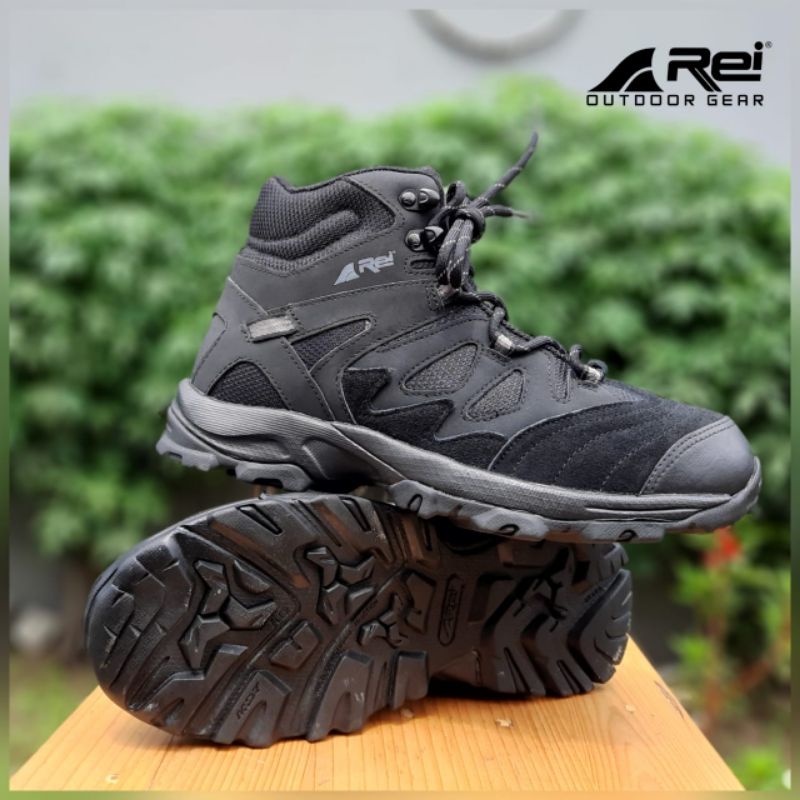 Jual Sepatu Outdoor Arei sepatu Gunung Rei sepatu original gunung ...