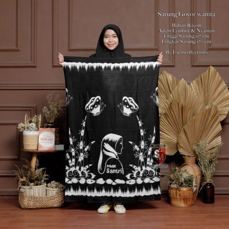 Jual Sarung Hitam Putih Polos Tumpal Garis Salur motif mbak Santri ...